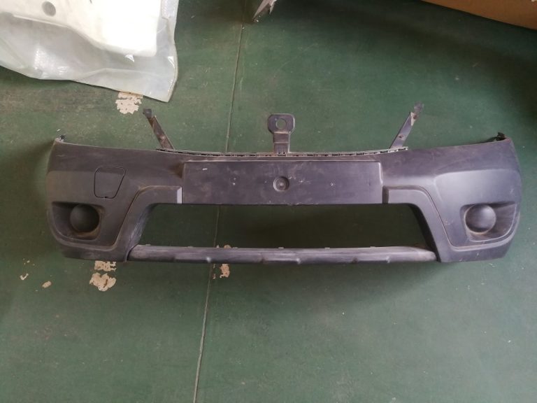 Front Bumper Nissan NP200 Used – Scratched – RC Automotive Parts